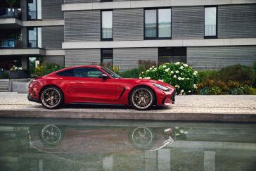 The new Mercedes-AMG GT 63 S E PERFORMANCE