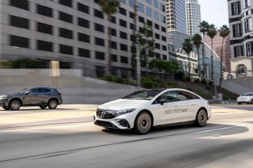 Automated driving revolution: Mercedes-Benz announces U.S. availability ...