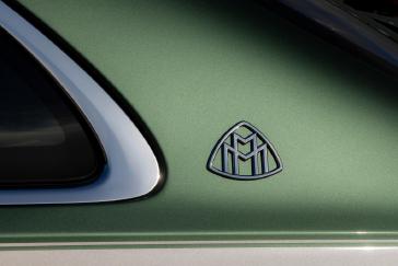 Mercedes-Maybach S 680 Edition Emerald Isle debuts at Pebble Beach: A ...