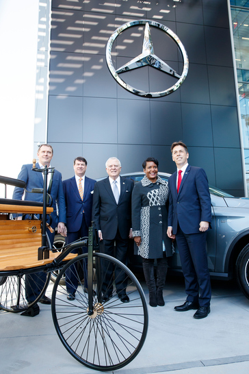 Mercedes-Benz USA Celebrates Grand Opening of New Headquarters