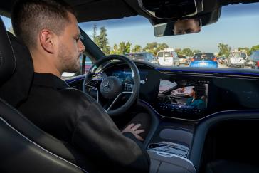 Automated driving revolution: Mercedes-Benz announces U.S. availability ...