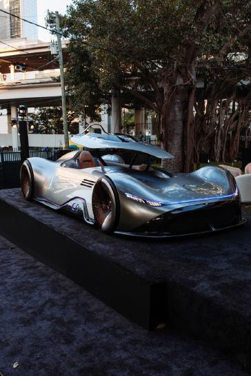 Mercedes-Benz Places and JDS Development Group Reveal Branded Real ...