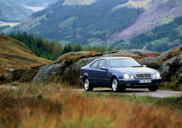 The history of the Mercedes-Benz E-Class Coupes and Cabriolets: Sporty ...