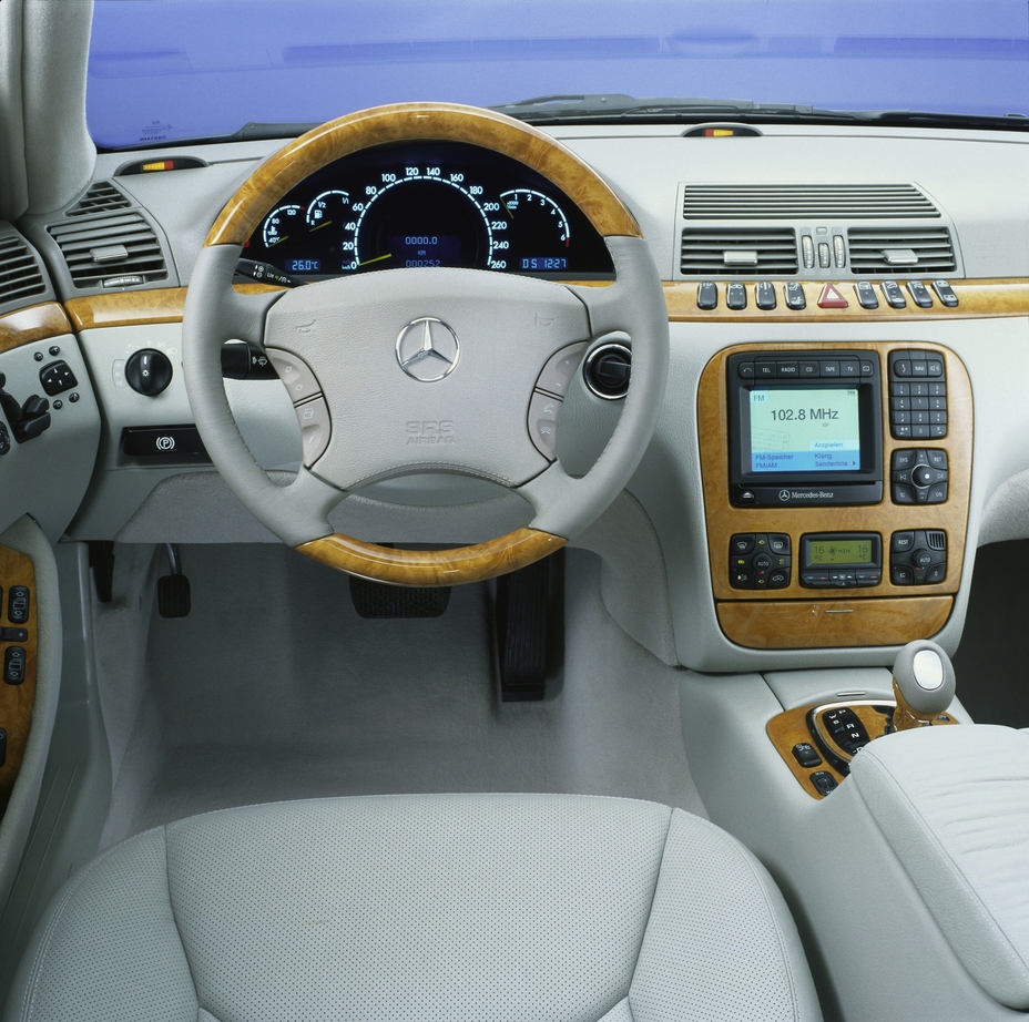 Mercedes S Class 2005 Interior