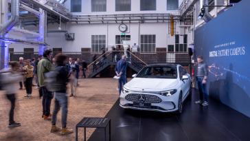 Mercedes-Benz accelerates the transformation of its production network ...