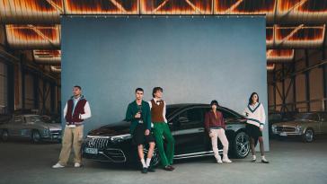 The new global Mercedes-Benz brand campaign "Defining Class since 1886"