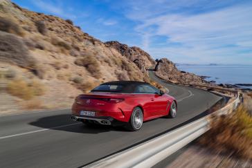 The new Mercedes-AMG CLE 53 Cabriolet: Open-top driving with AMG ...