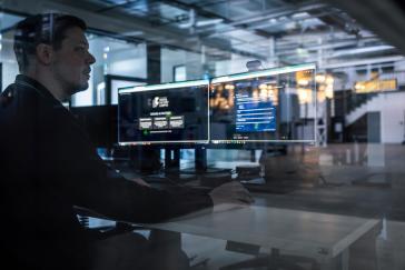 Mercedes-Benz accelerates the transformation of its production network ...