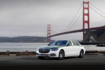 Mercedes-Maybach S 680 Edition Emerald Isle debuts at Pebble Beach: A ...