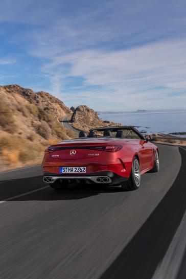 The new Mercedes-AMG CLE 53 Cabriolet: Open-top driving with AMG ...