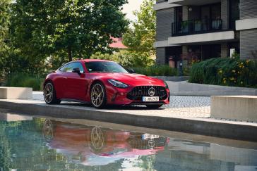 The new Mercedes-AMG GT 63 S E PERFORMANCE