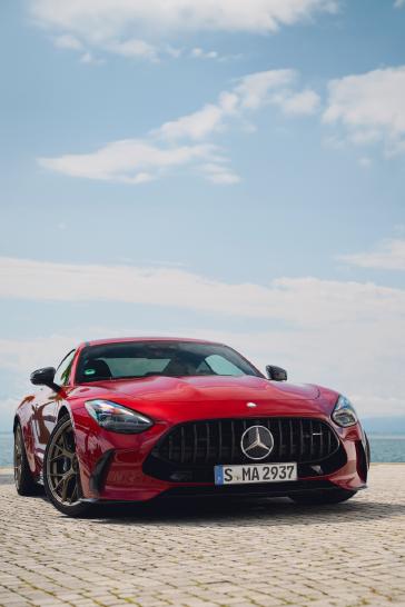 The new Mercedes-AMG GT 63 S E PERFORMANCE
