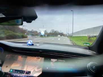 Pioneering innovations for the car of the future: Mercedes-Benz ...