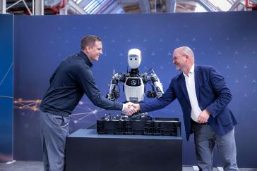 Mercedes-Benz accelerates the transformation of its production network ...